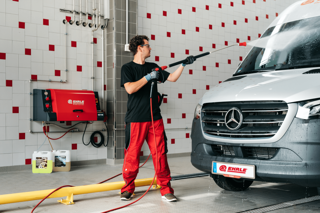Wall Mounted High Pressure Cleaners – Columbus Vehicle Wash Recycling